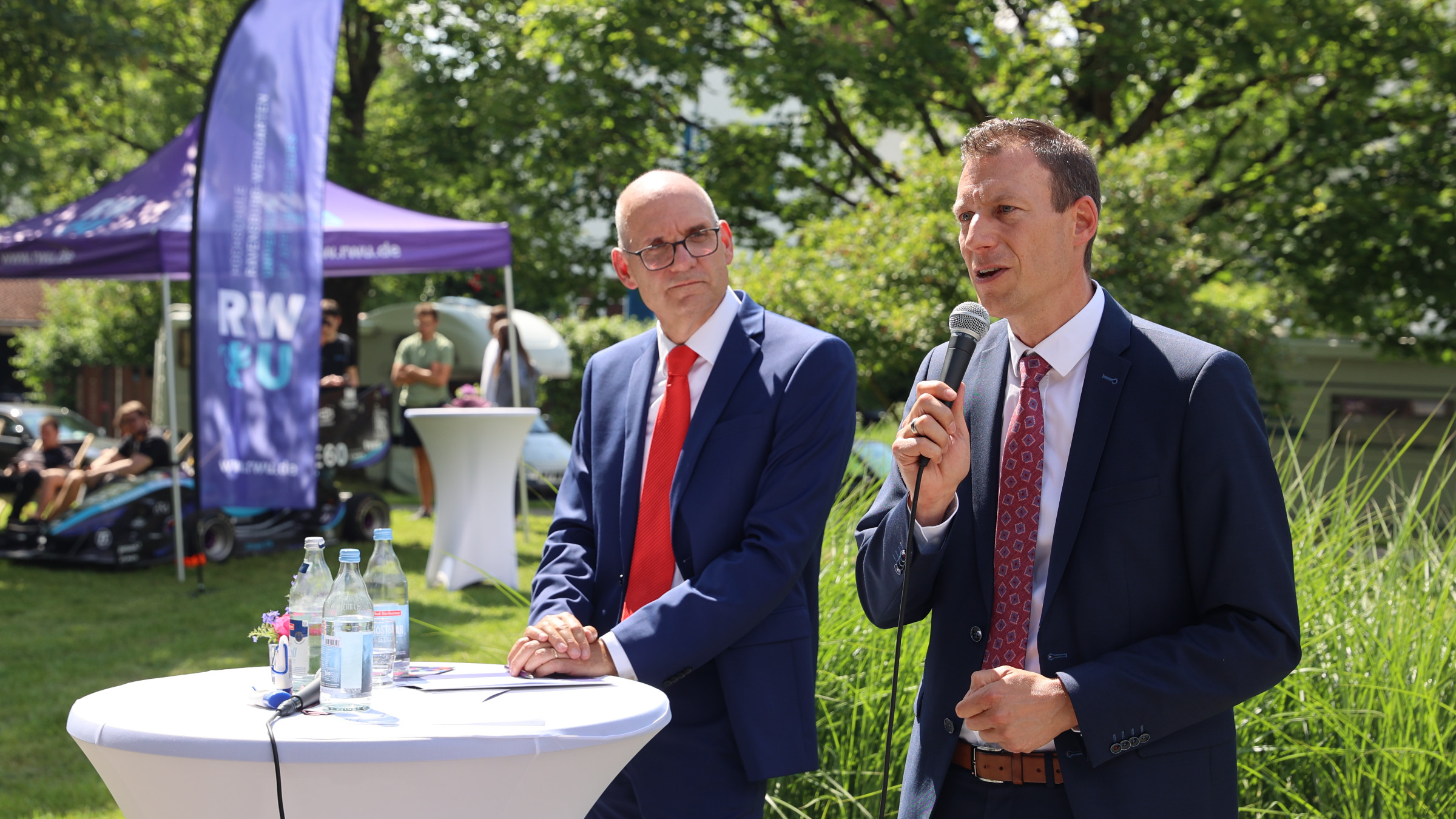 Press release – RWU ANNIVERSARY TOUR launched | RWU Hochschule ...