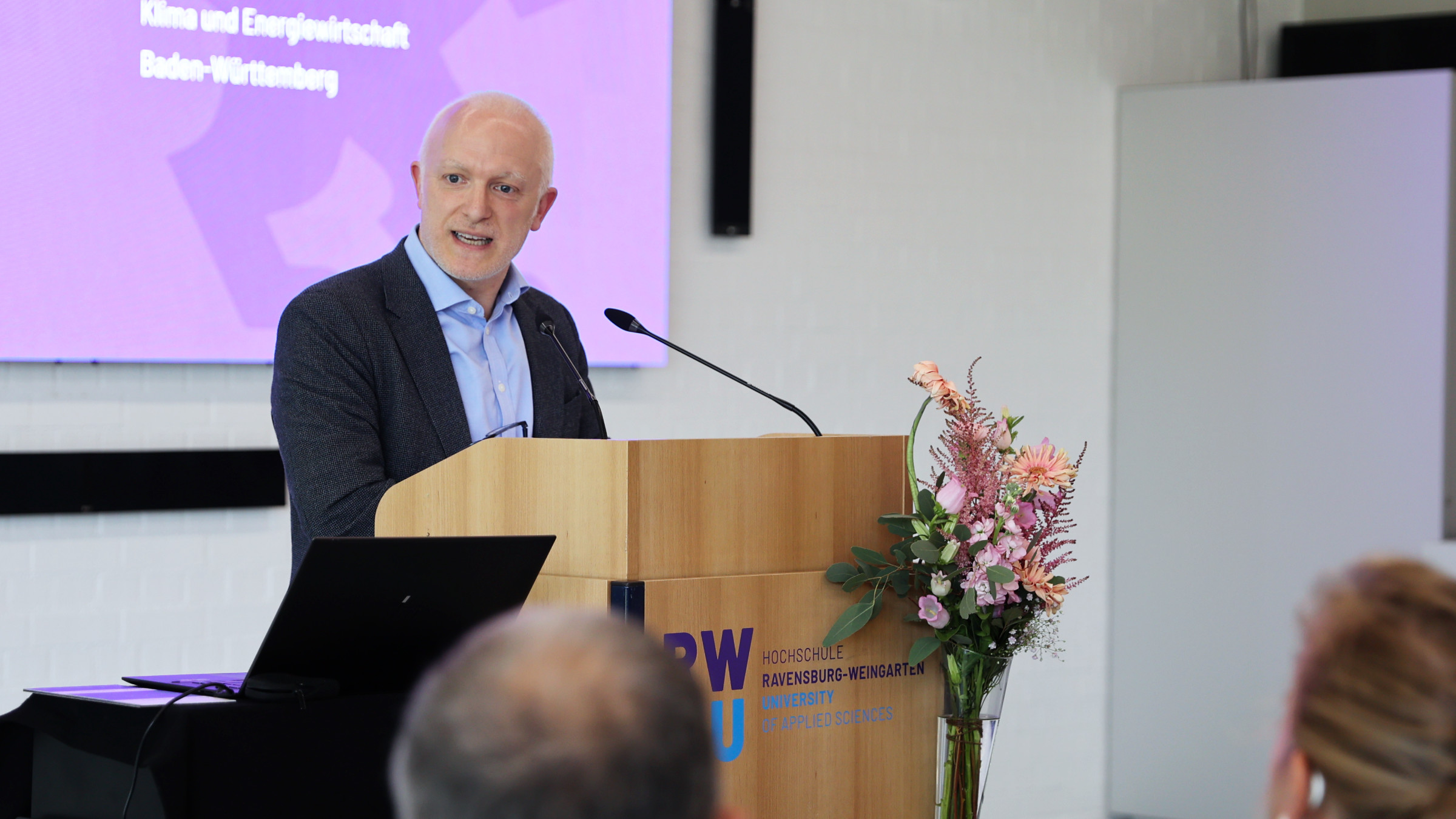 Verleihung Honorarprofessur an Dr. Peter Fath | RWU Hochschule ...