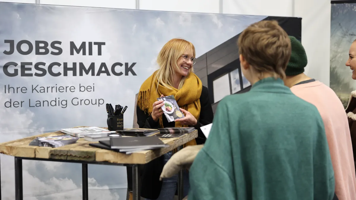 Making contacts at RWU | RWU Hochschule Ravensburg-Weingarten ...