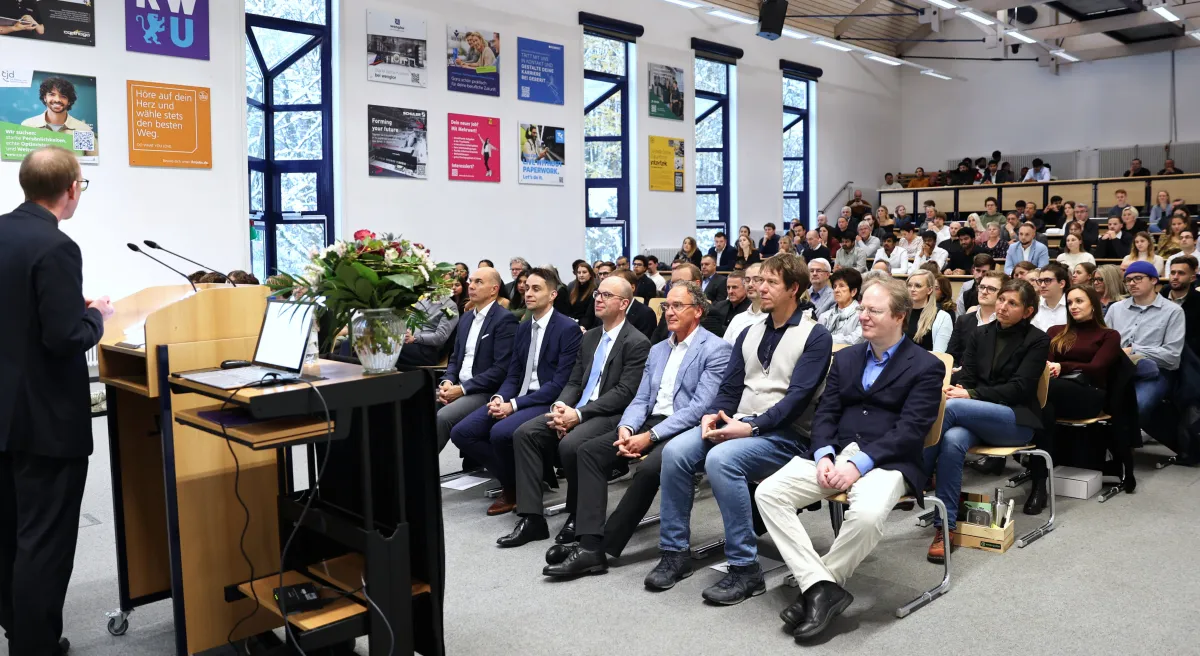 Students from the Faculty of Electronics and Computer Science complete ...