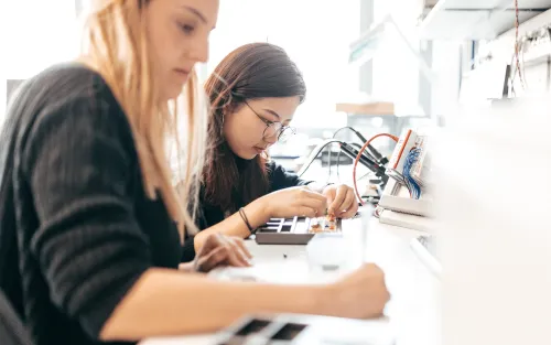 Study program Electrical Engineering and Embedded Systems (EN) (Master ...