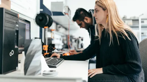 Faculty of Electrical Engineering and Computer Science | RWU Hochschule ...