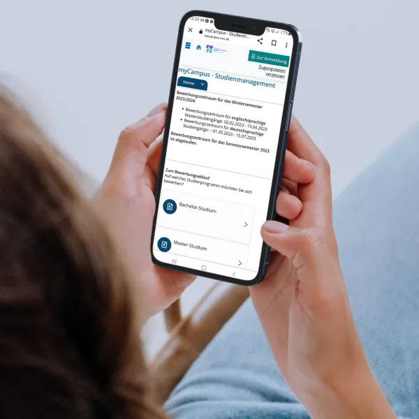 Finde Dein Studium an der RWU! | RWU Hochschule Ravensburg-Weingarten ...